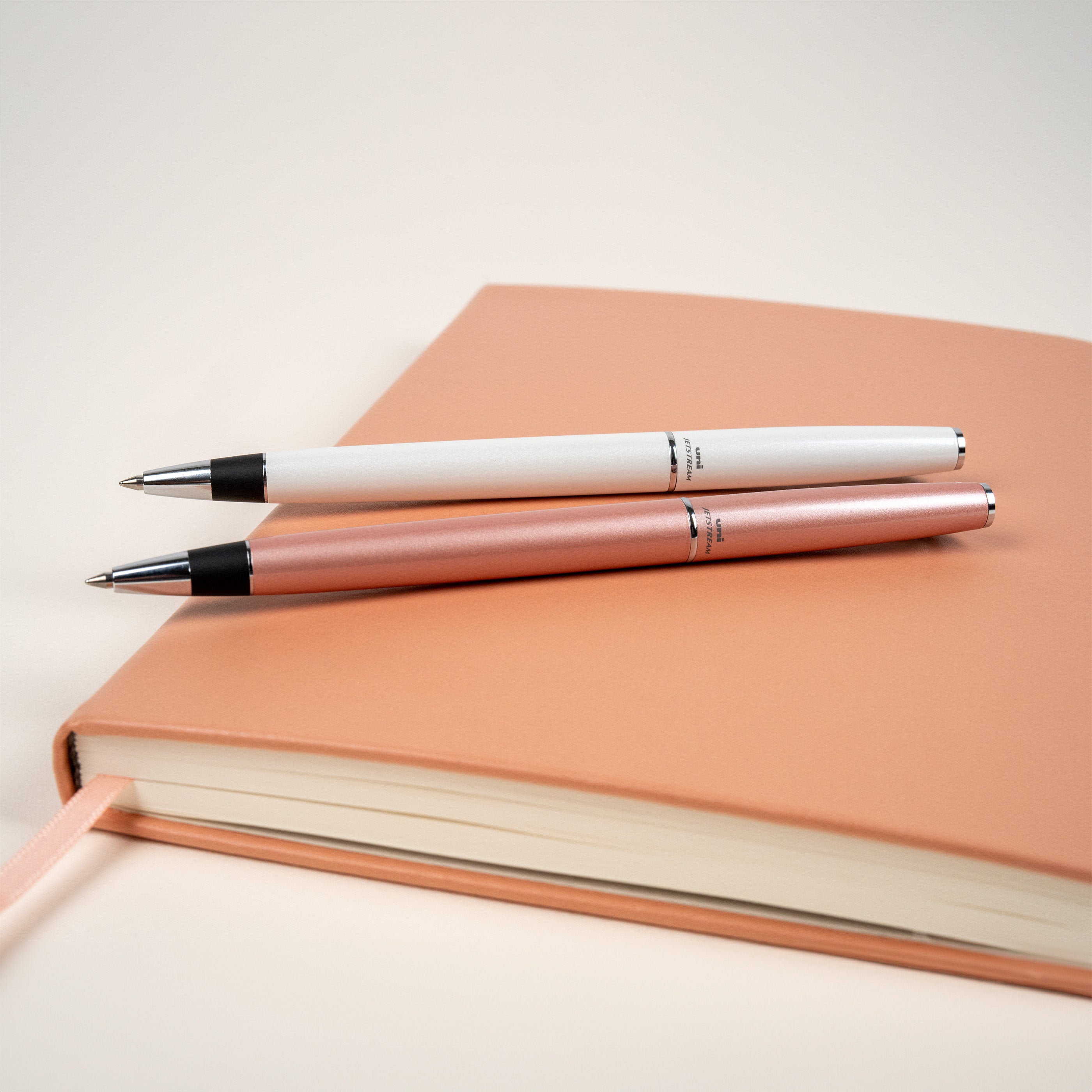 uniball™ JETSTREAM Prime Twist Ballpoint Pen Gift Set